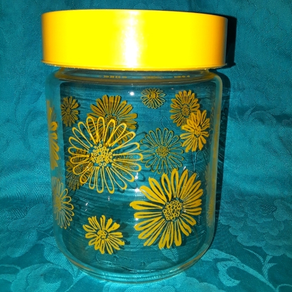 Corning Glass | Kitchen | Vintage Corning Glass Yellow Daisy Glass ...